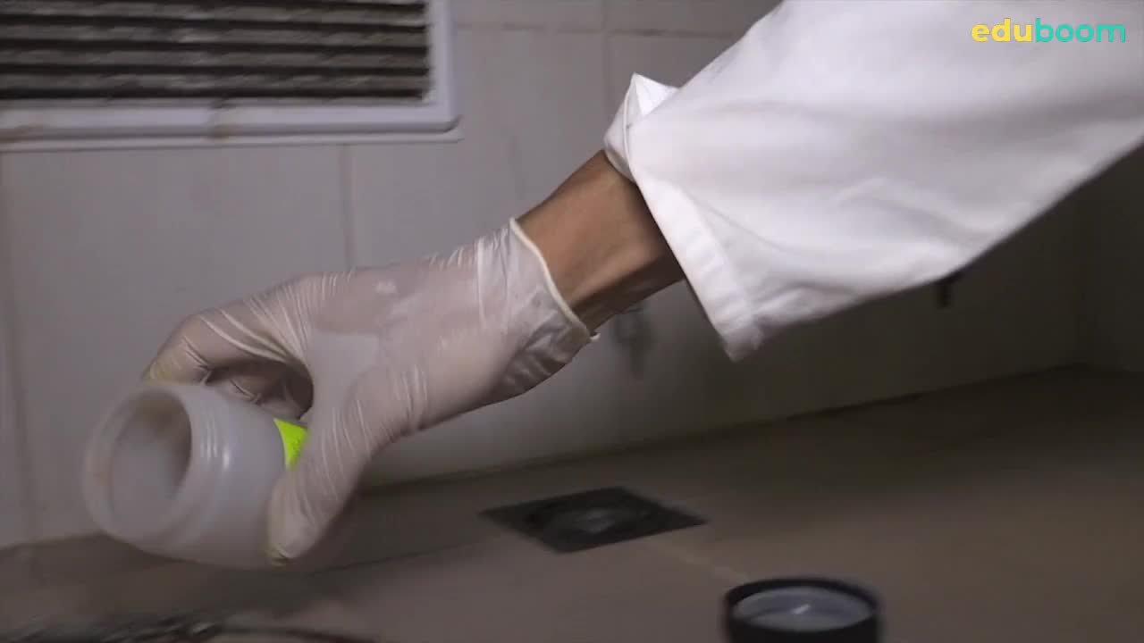 Vulcan în casă. Chimie clasa a 9-a